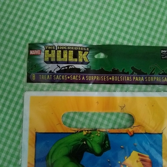Hallmark | Party Supplies | 3 Packs Incredible Hulk Birthday Party ...